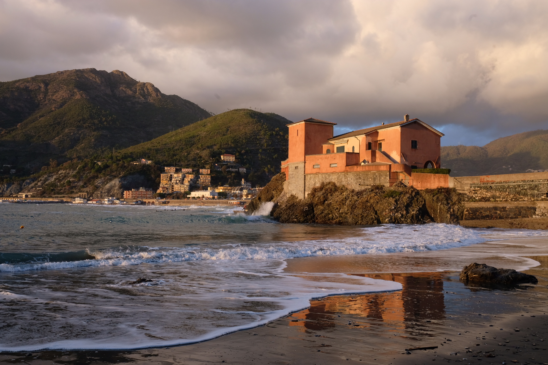 Levanto: The Gateway to the Five Lands – Your Ultimate Guide to ...
